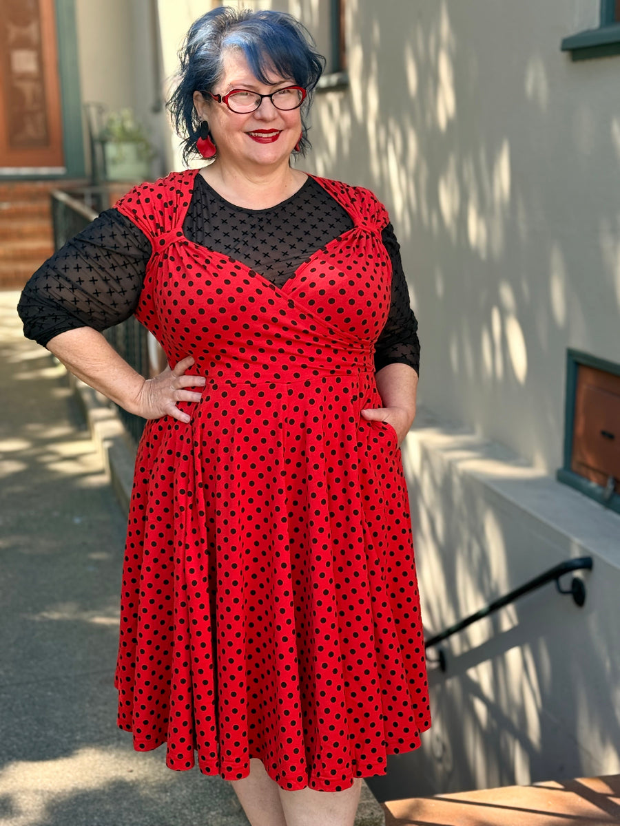 EFFIE'S HEART – In Full Swing